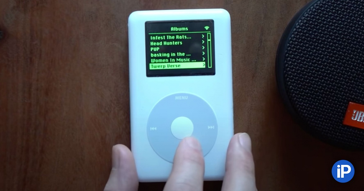 Разработчик обновил старый iPod Classic. Он добавил Wi-Fi и Spotify
