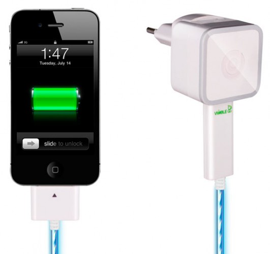 Dexim Visible Smart Charger. Светит и заряжает