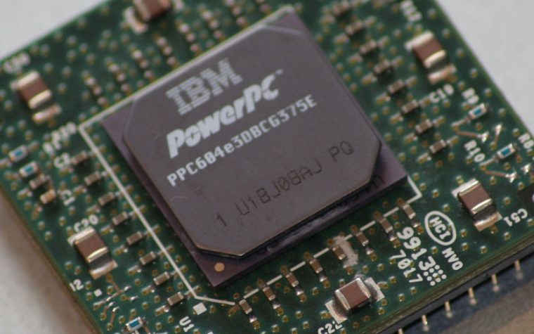 К 2020 году Apple может отказаться от процессоров Intel