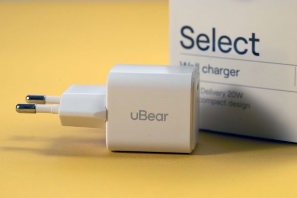 Протестировал быстрые зарядки uBear Select и Select Pro для iPhone. За свою цену они могут ...