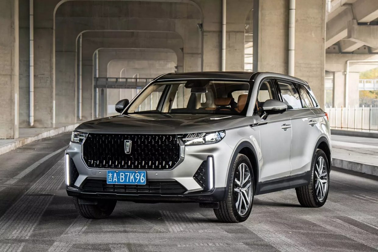 Чем интересны автомобили FAW в России. На базе одного из них выйдет новая Lada