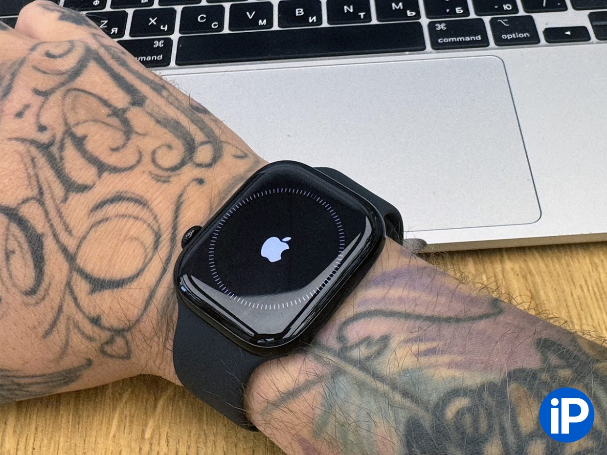 Пощупал новые Apple Watch Series 10 Jet Black. В чем магия 🤔